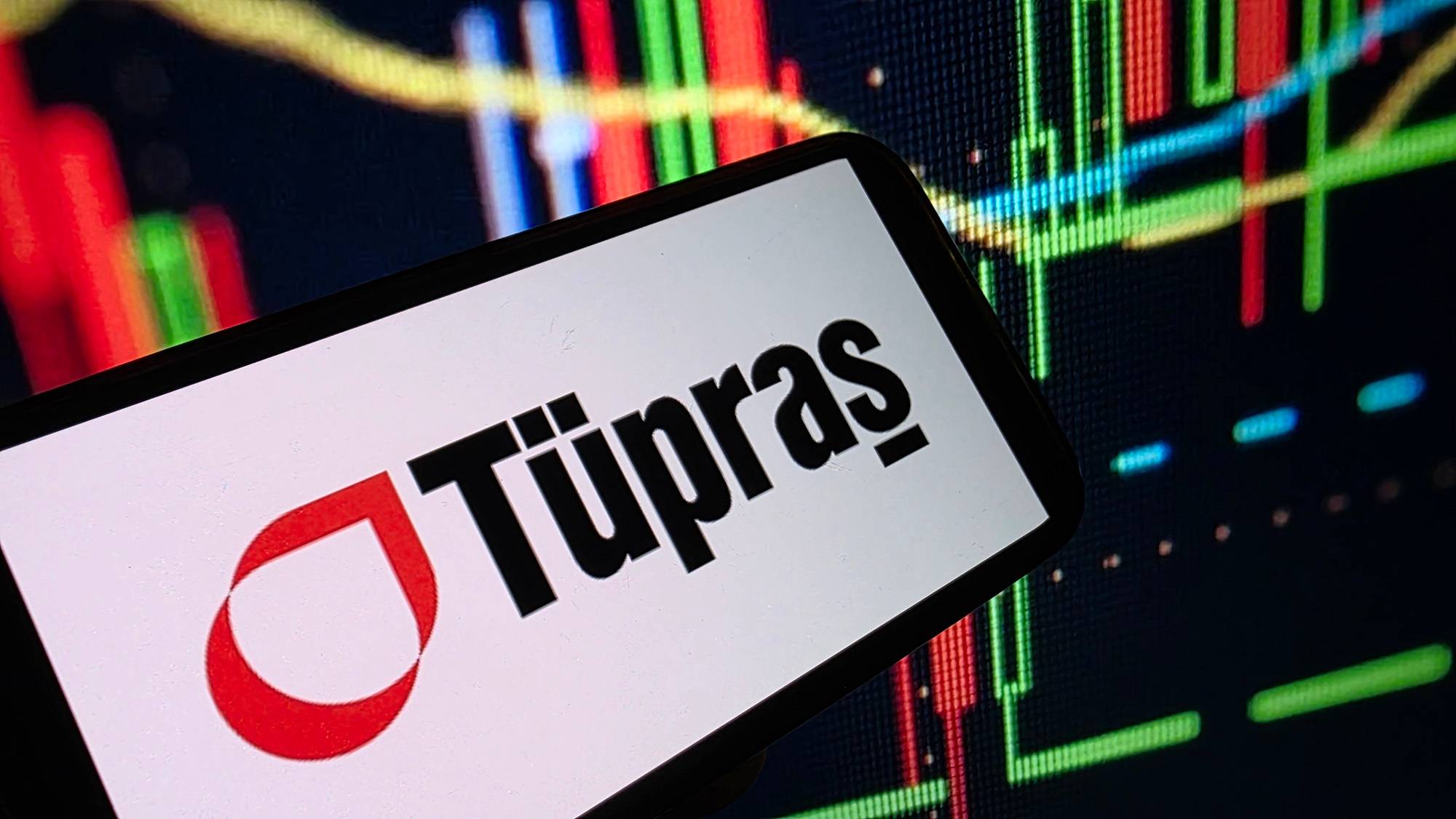 Turkish Refiner Tupras Resumes Buying Russian Crude