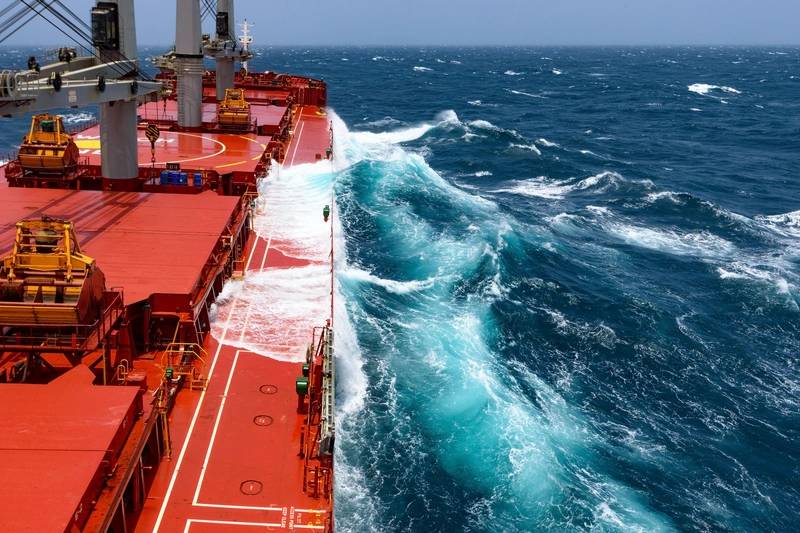 Mitigating Maritime Risk Mitigating Maritime Risk