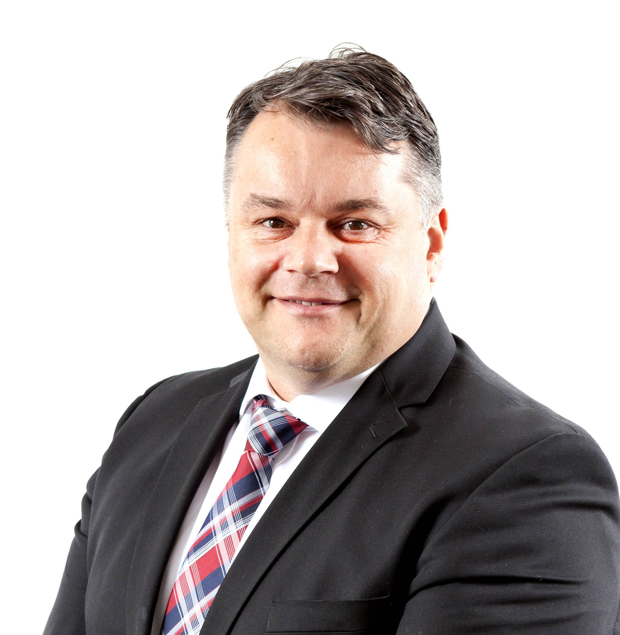 Steering a Resilient Subsea Supply Chain Through Foggy Weather