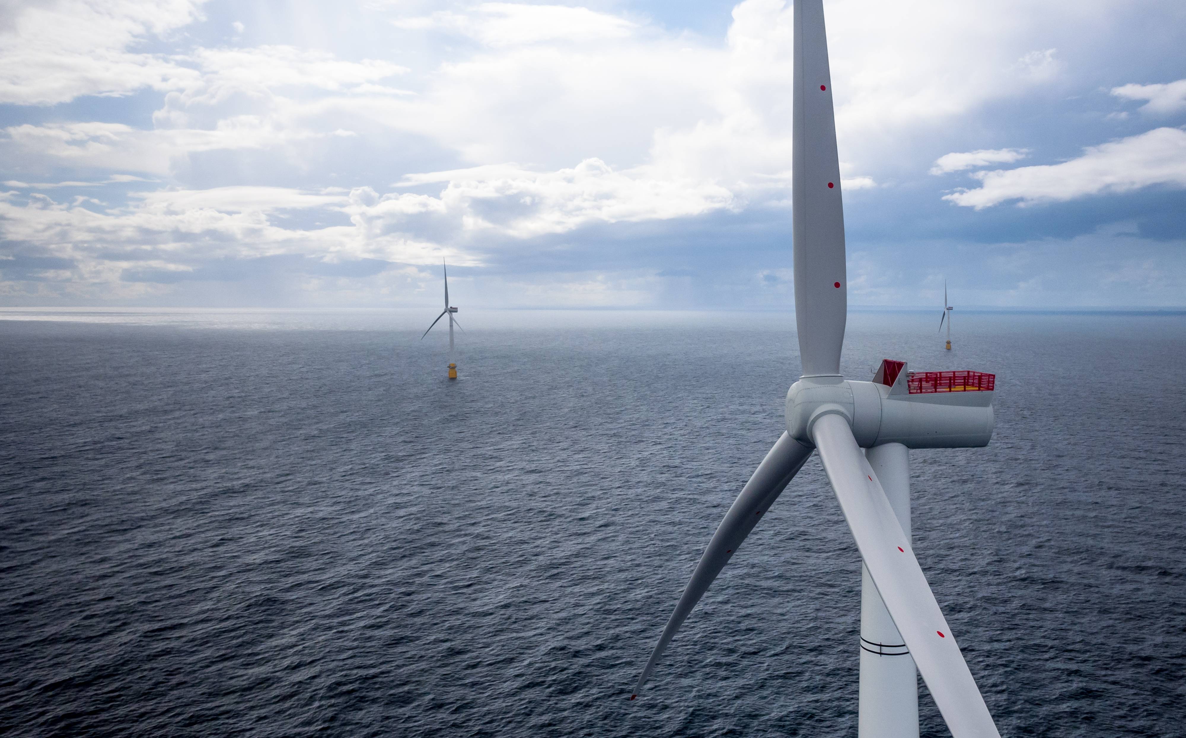 Over 8 GW of Floating Wind for California, But Who Will Build It?
