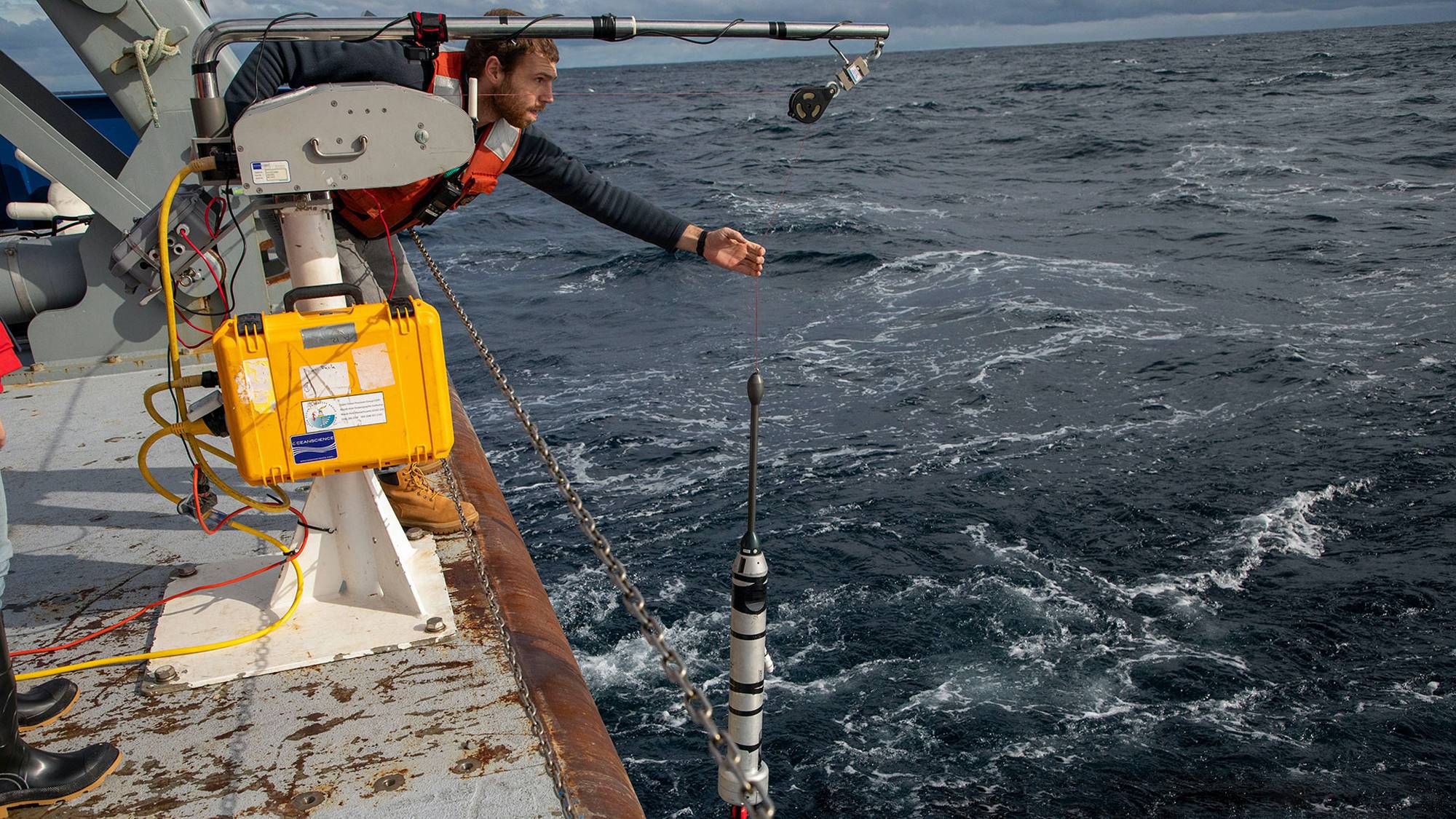 EcoCTD: A novel underway profiler for high resolution ocean research